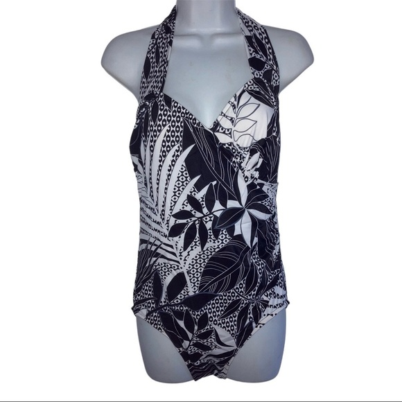 Catalina | Swim | Nwot Catalina Black White One Piece Halter Swimsuit M ...